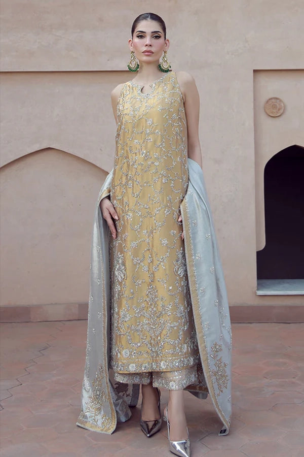 Shamsha Hashwani Aakifah |Golden Masoori Hand Embellished ...